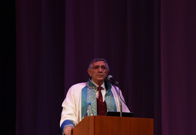 Kırgızistan-Türkiye Manas Üniversitesinin akademik yılı açılış töreni ...